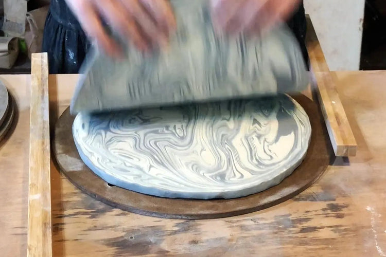 What is Neriage Pottery? – Saori M Stoneware